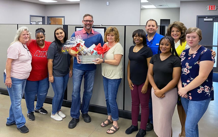 Bossier City says "Thanks For Your Help, Annette"