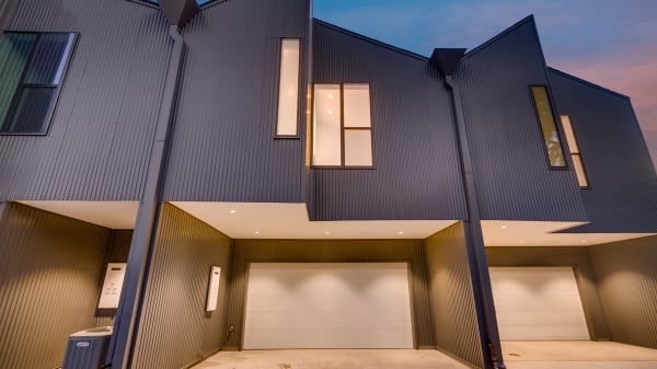 Mini-Rib panels provide one-of-a-kind look for Texas townhouses