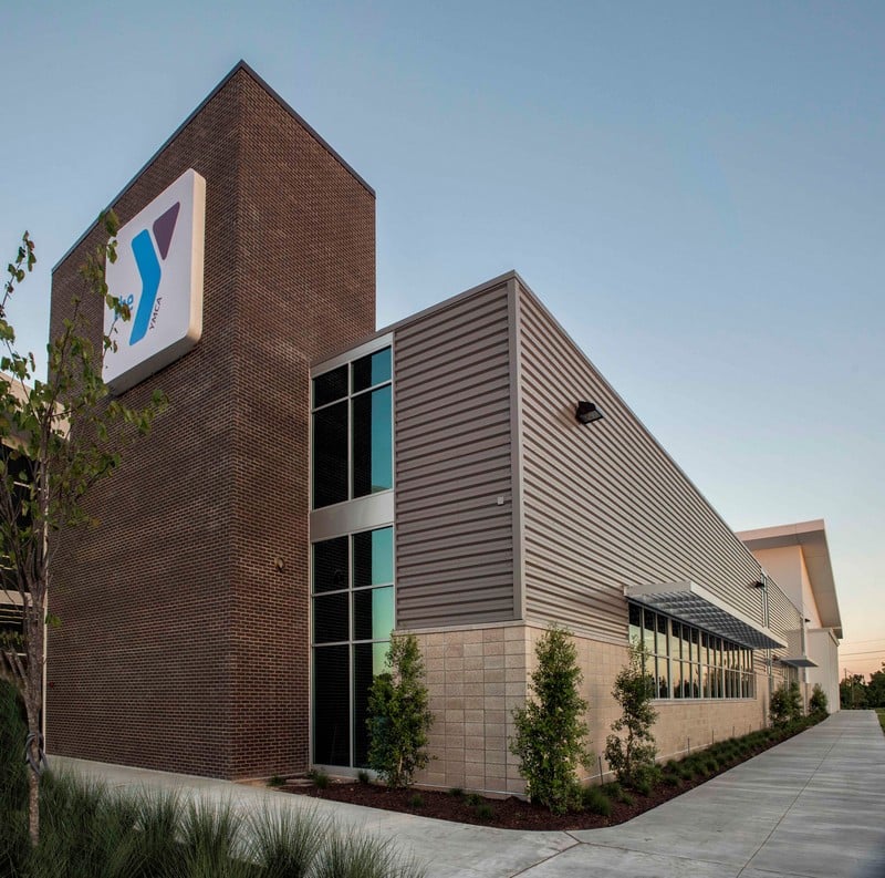 The Versatility and Appeal of Horizontal Metal Panels